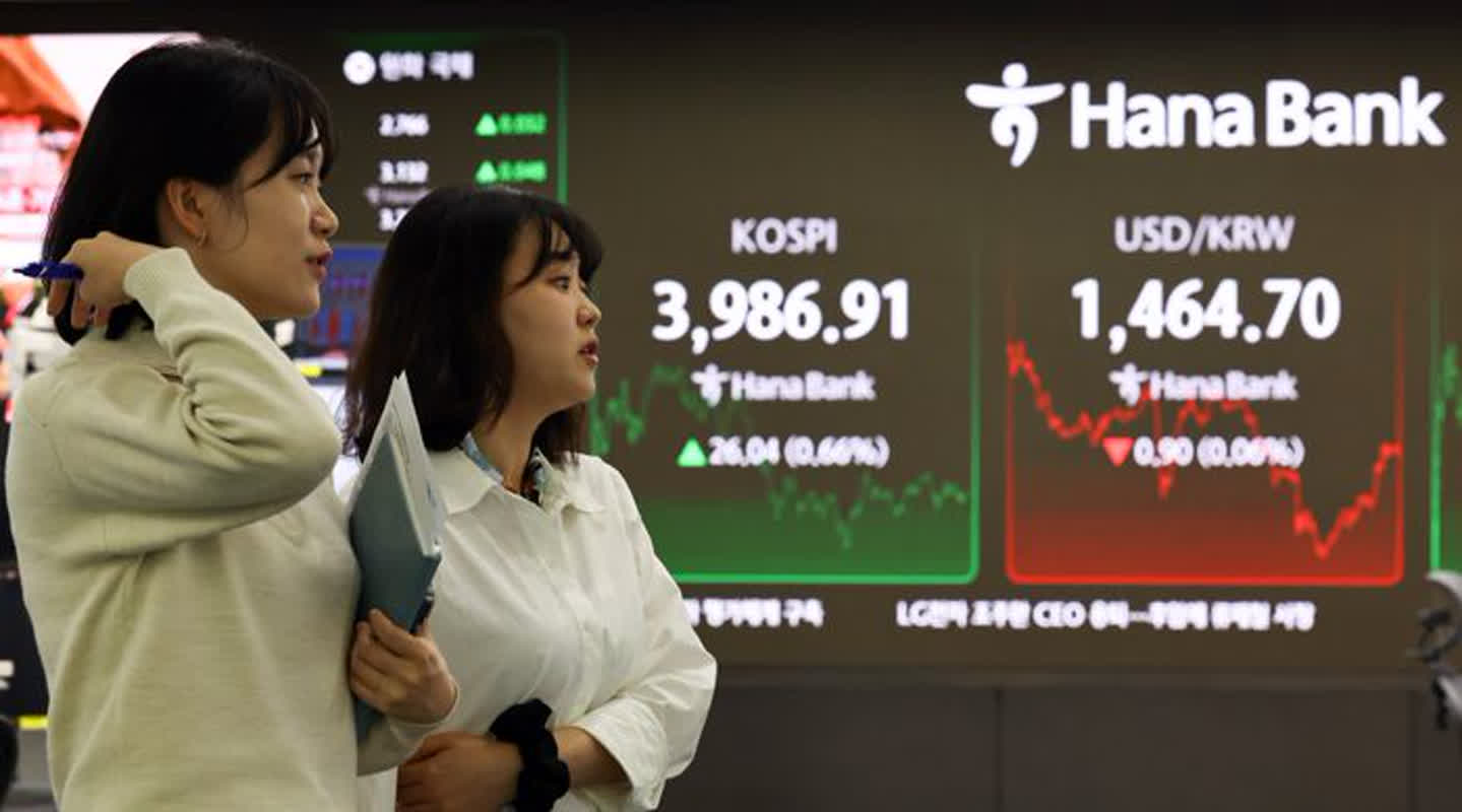 외인·기관 쌍끌이 매수…코스피, 장중 3970선 회복 [시황]