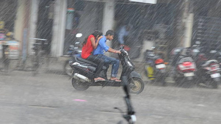 Andhra Pradesh, Telangana Weather LATEST Update: Cyclone Ditwah Weakens ...
