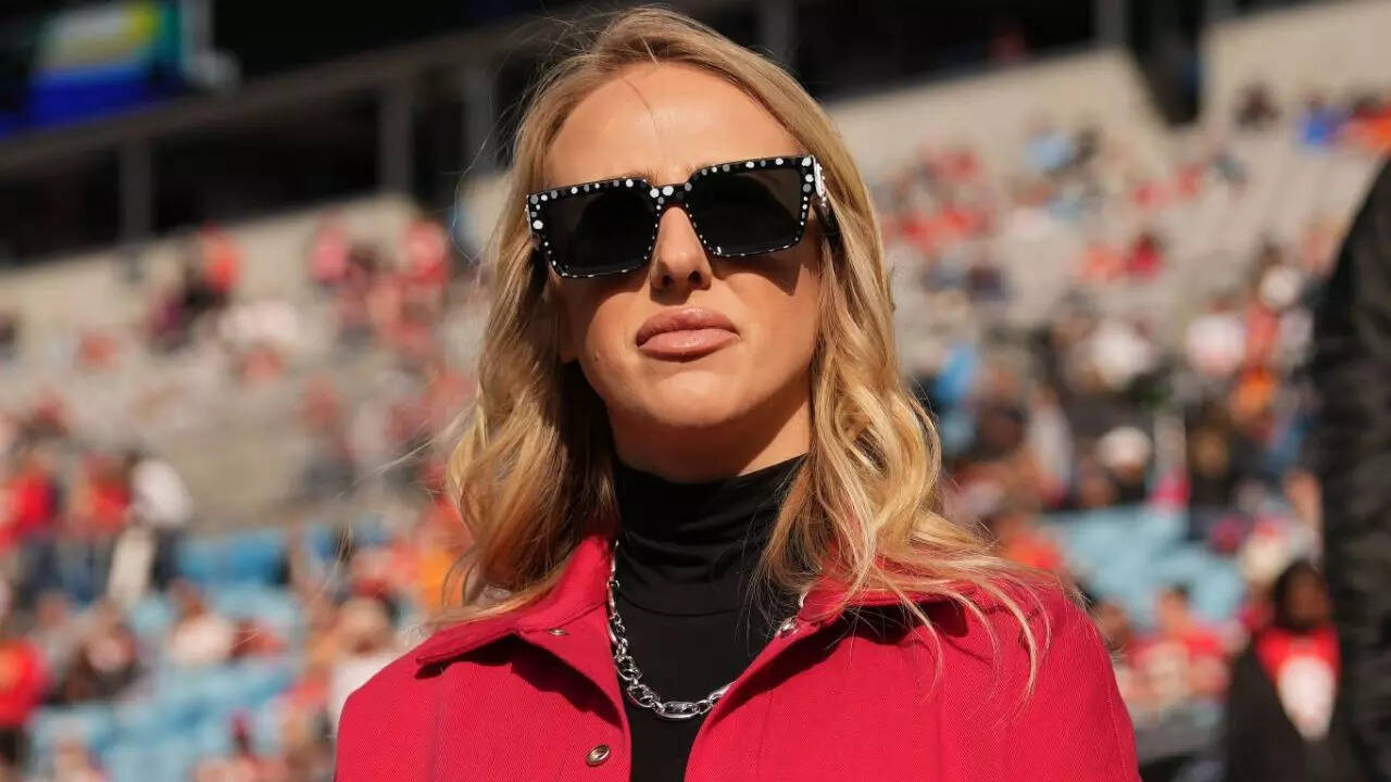 “Time goes so fast”: Brittany Mahomes’ latest photos trigger emotional ...