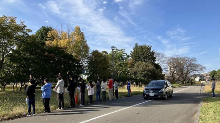 Acoustics experts design custom ‘pink noise’ to solve EV safety problem