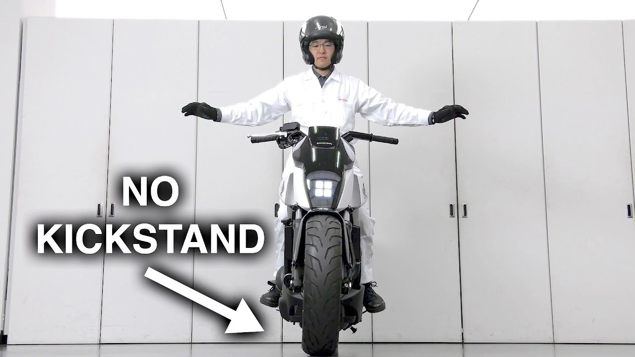 This Motorcycle Won't Fall Over!