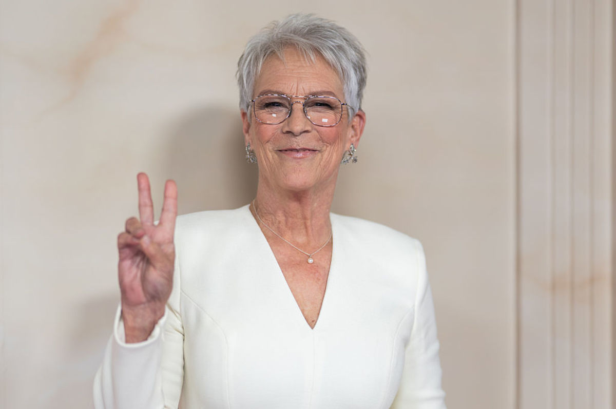 Jamie Lee Curtis Brings Attention to Her Late Friends & World AIDS Day ...