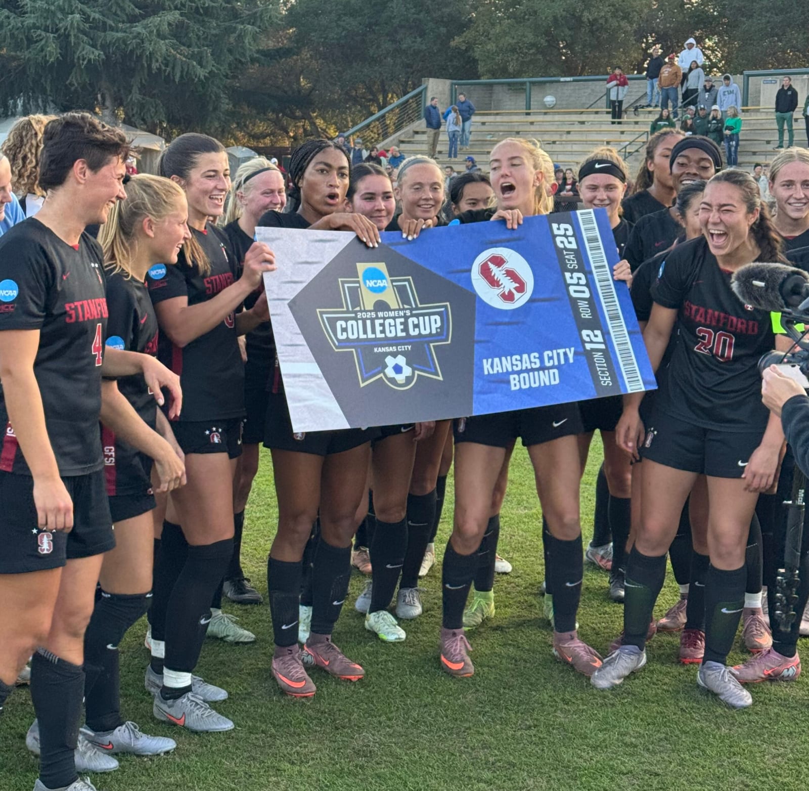 Recap: No.1 Stanford Women’s Soccer defeats No. 9 Michigan State to ...