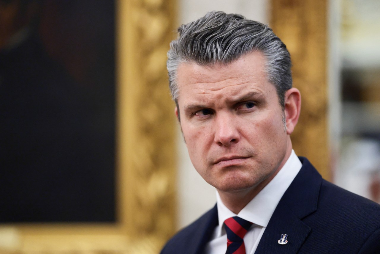 White House Defends Hegseth Over Strike on Alleged Drug Boat That ...