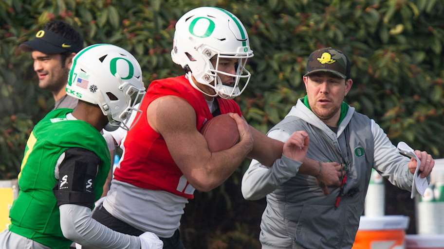 Impact Of Oregon Ducks Losing Offensive Coordinator Will Stein To Kentucky
