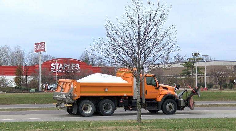 IDOT prepares southern Illinois roads for winter blast