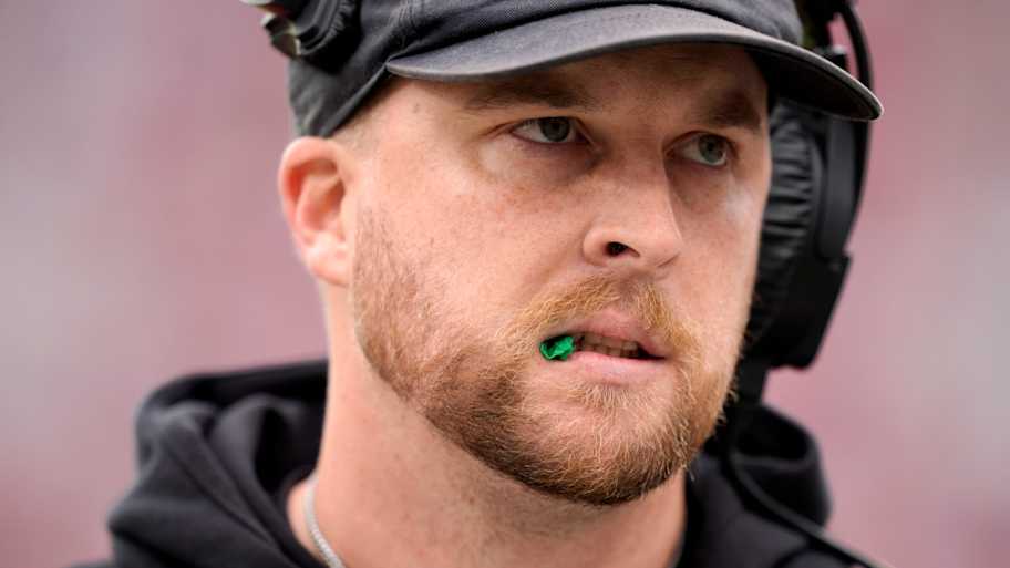 Oklahoma OC Ben Arbuckle Stands by John Mateer Despite Frustration ...