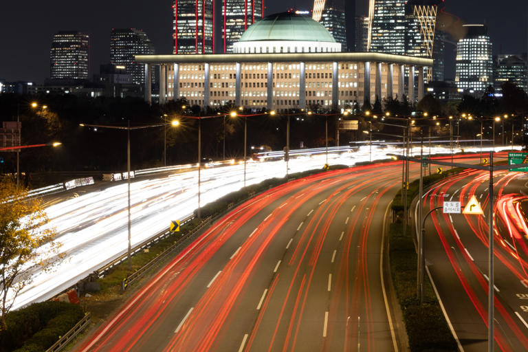 Democratic Party to Recognize Revolution of Light as Democratic Movement