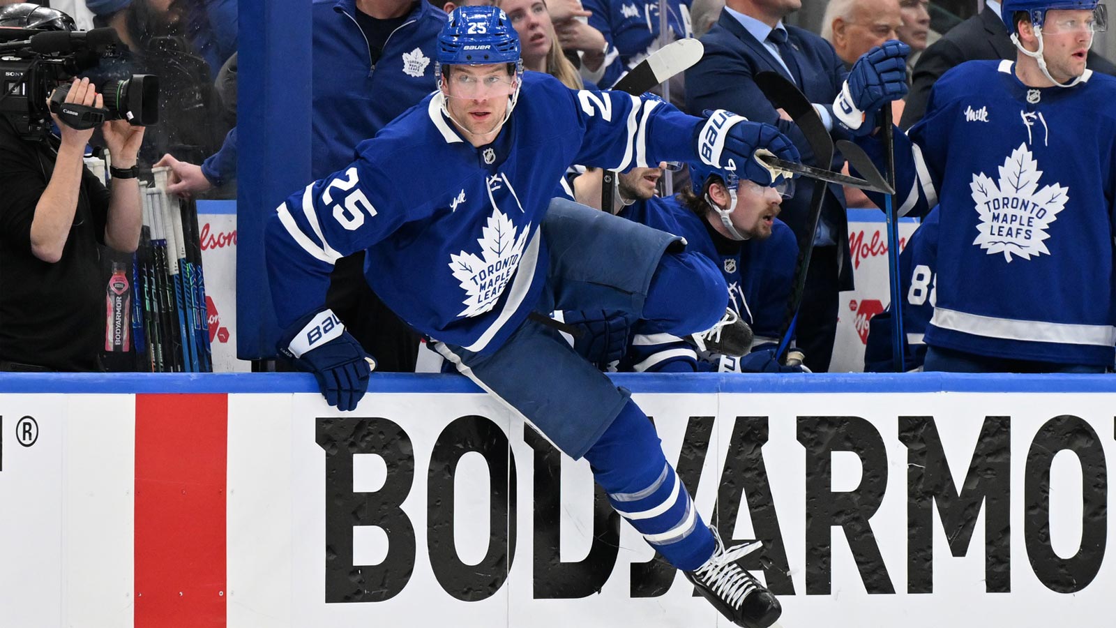 Maple Leafs’ Brandon Carlo gets disheartening injury update
