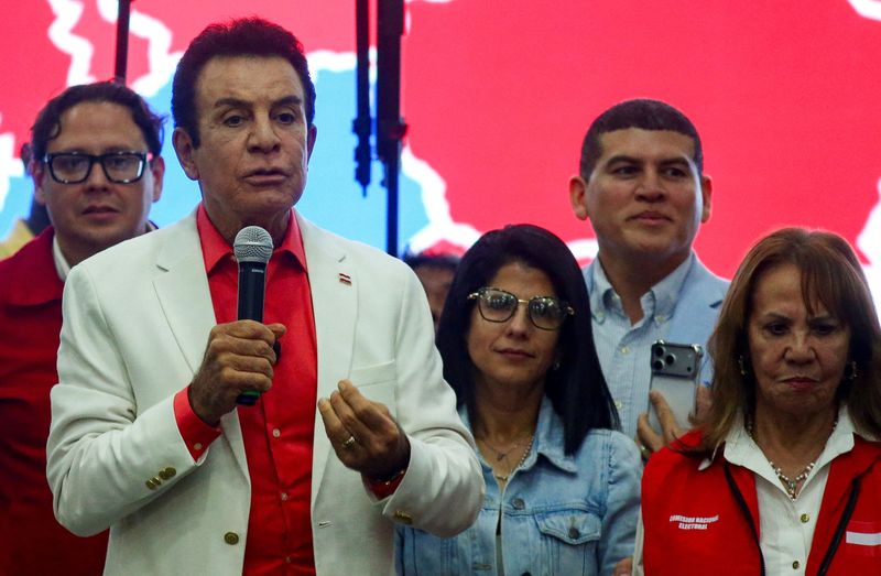 Trump raises doubts about Honduras presidential vote count