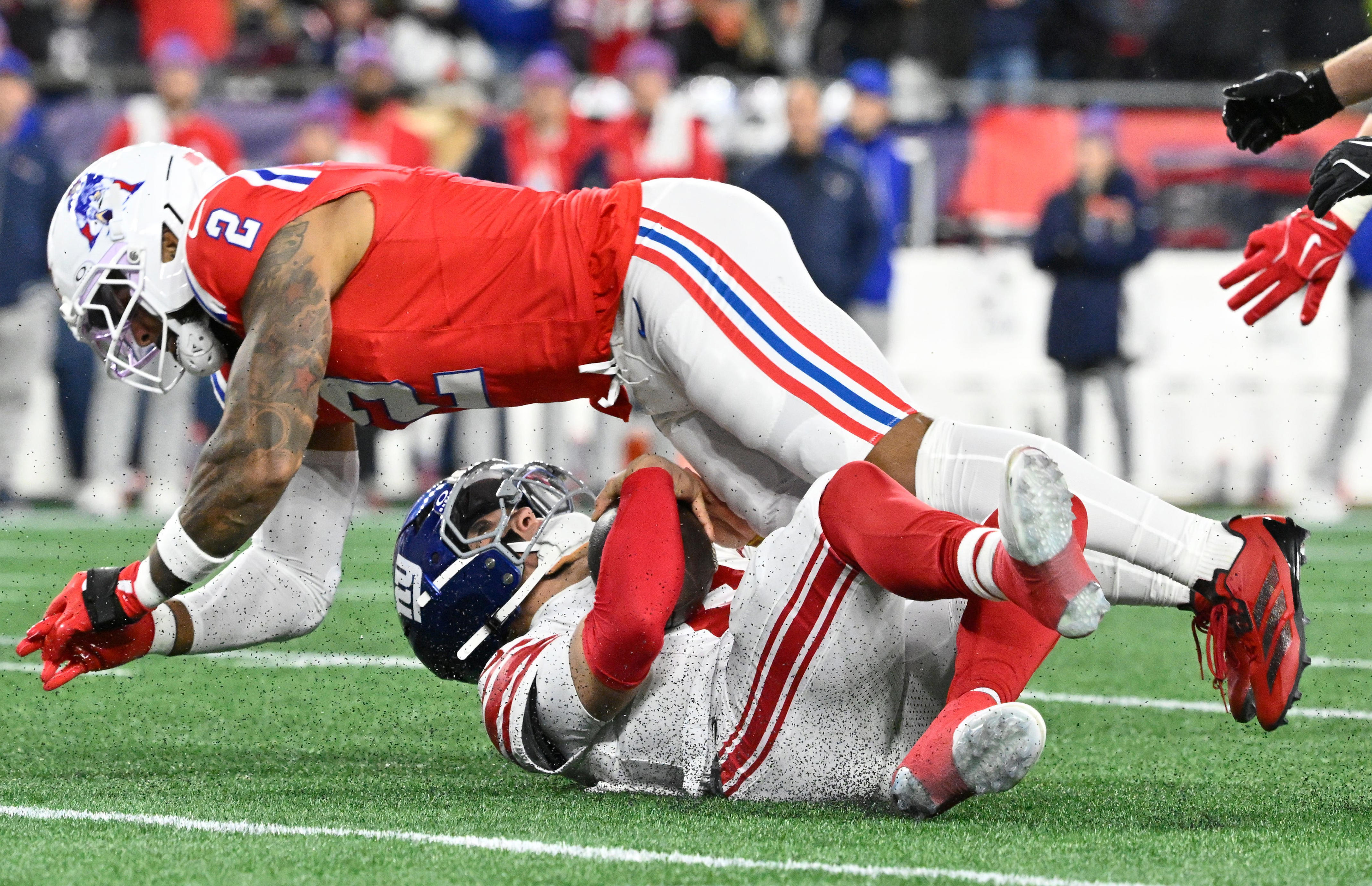 Watch: Patriots LB destroys Jaxson Dart with violent sideline hit