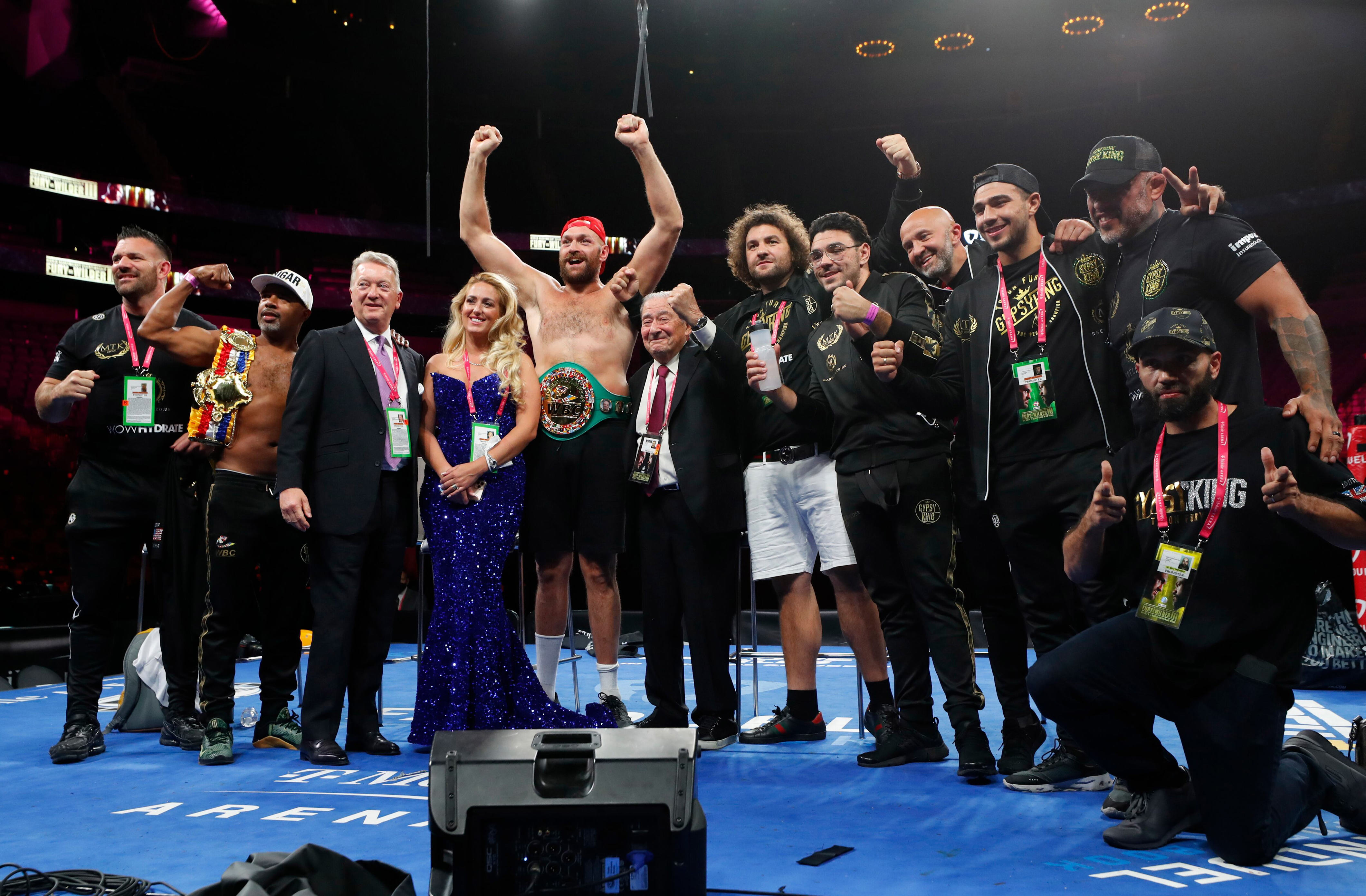 Oleksandr Usyk says Deontay Wilder 'first option' for 2026