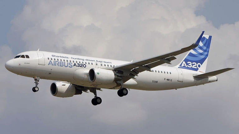 Airbus Flags Panel Defect On Hundreds Of A320s, Launches Major ...