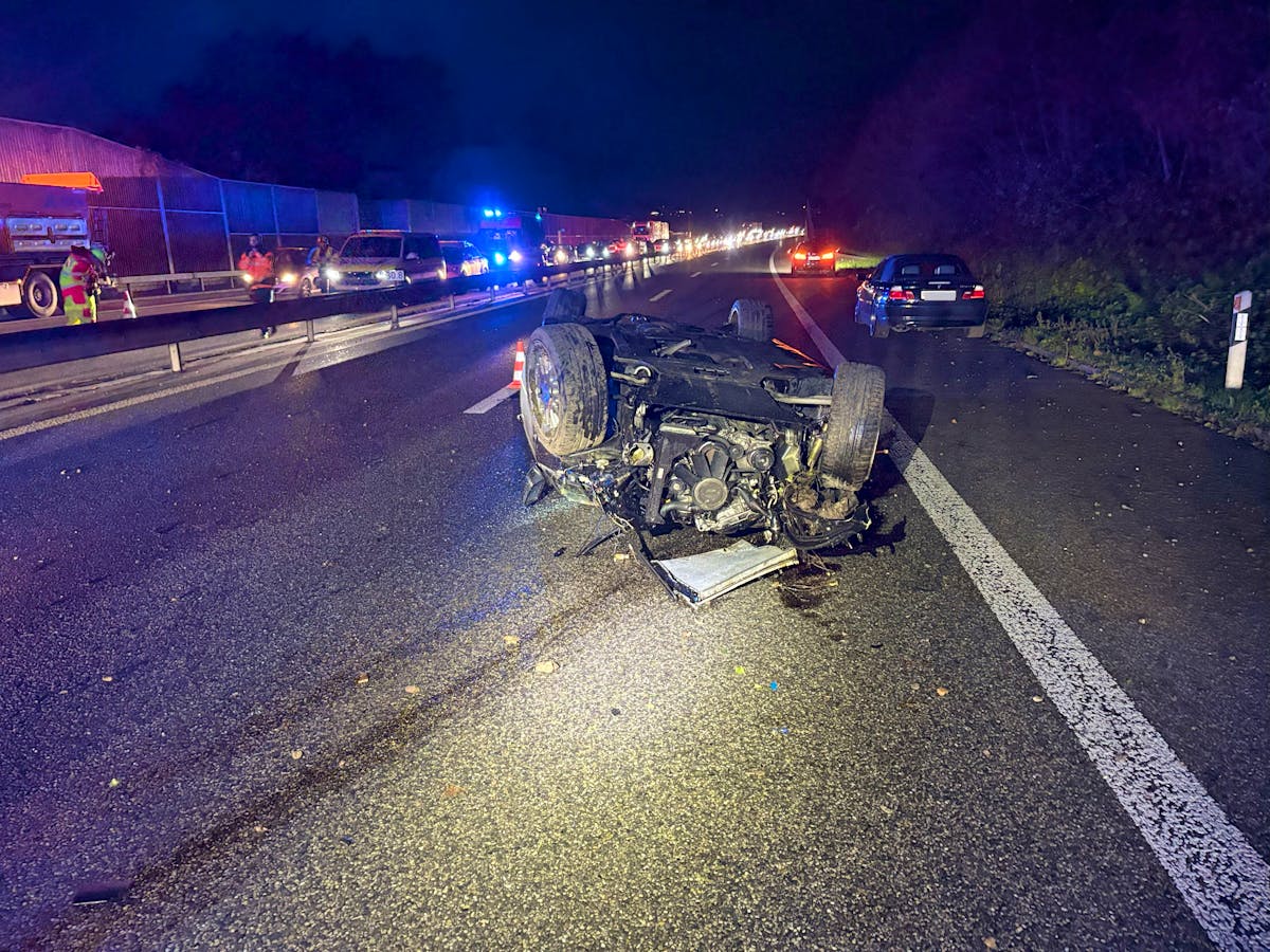 Horror-Crash mit BMWs auf A3: Zwei 18-Jährige festgenommen