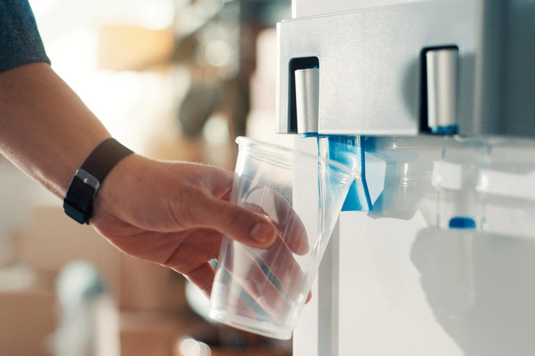 Strepsils te duur? Deze keelsnoepjes en middeltjes werken net zo goed