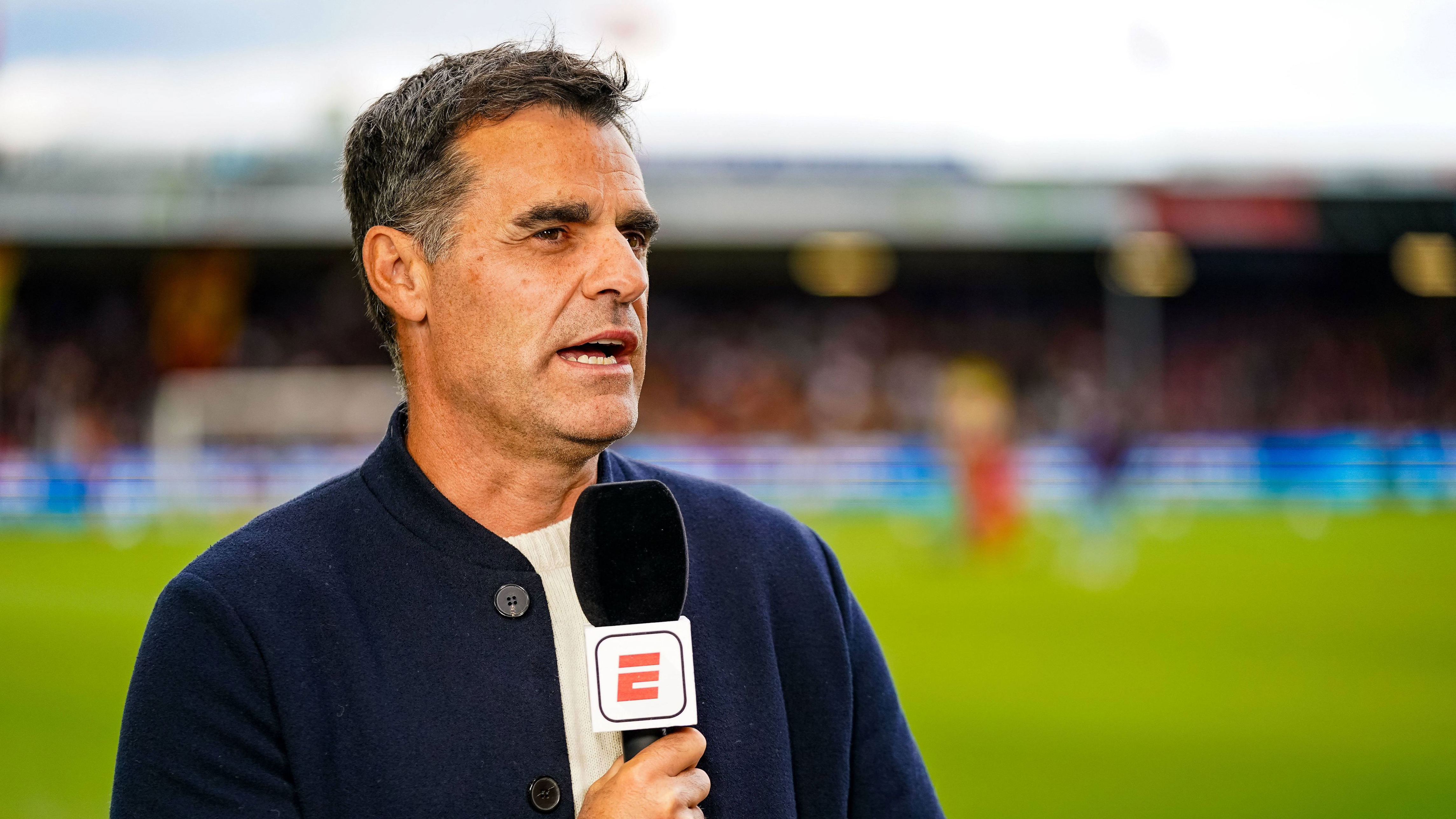 Kenneth Perez slaat alarm: ‘Als je de linksback wil raken, kan dat ...