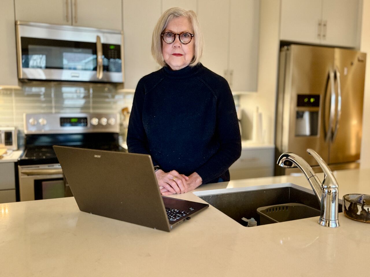 Online banking fraud leaves Winnipeg woman on hook for $174K debt