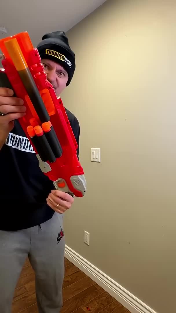 NERF WAR CLONES: Explosive!