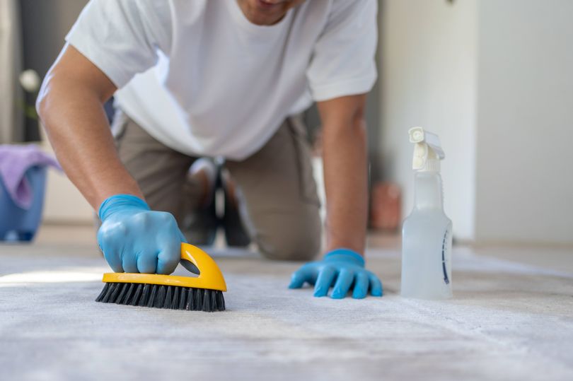 UKHSA says 'you should never' in health warning over common cleaning ...