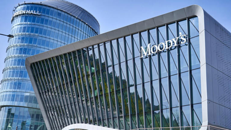 Moody's Chief Economist Sounds Alarm On AI Over-Investment, Soaring ...