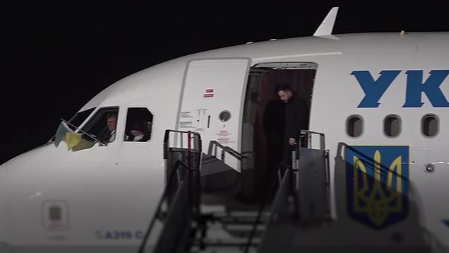 Zelensky to meet Irish president and address parliament during Dublin visit