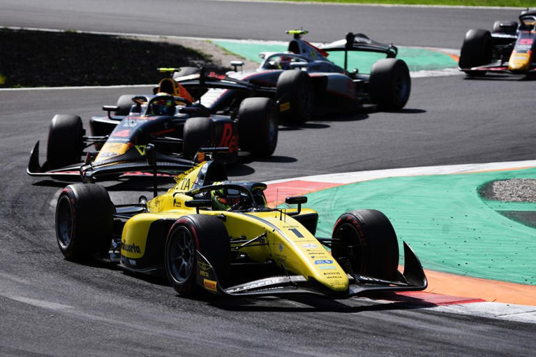 F2 champion Fornaroli joins McLaren as test and development driver