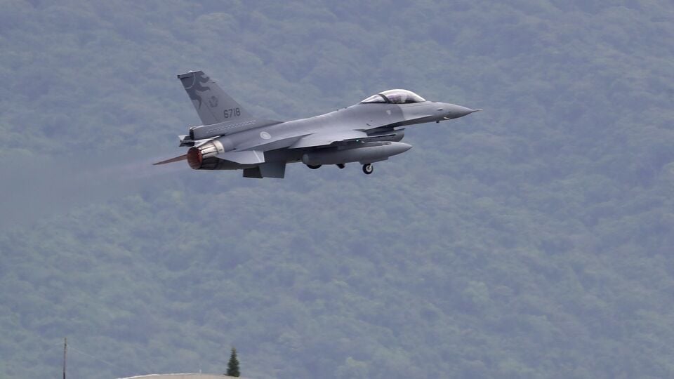 F-16 fighter jet maker Lockheed Martin stock in focus on $52 million ...