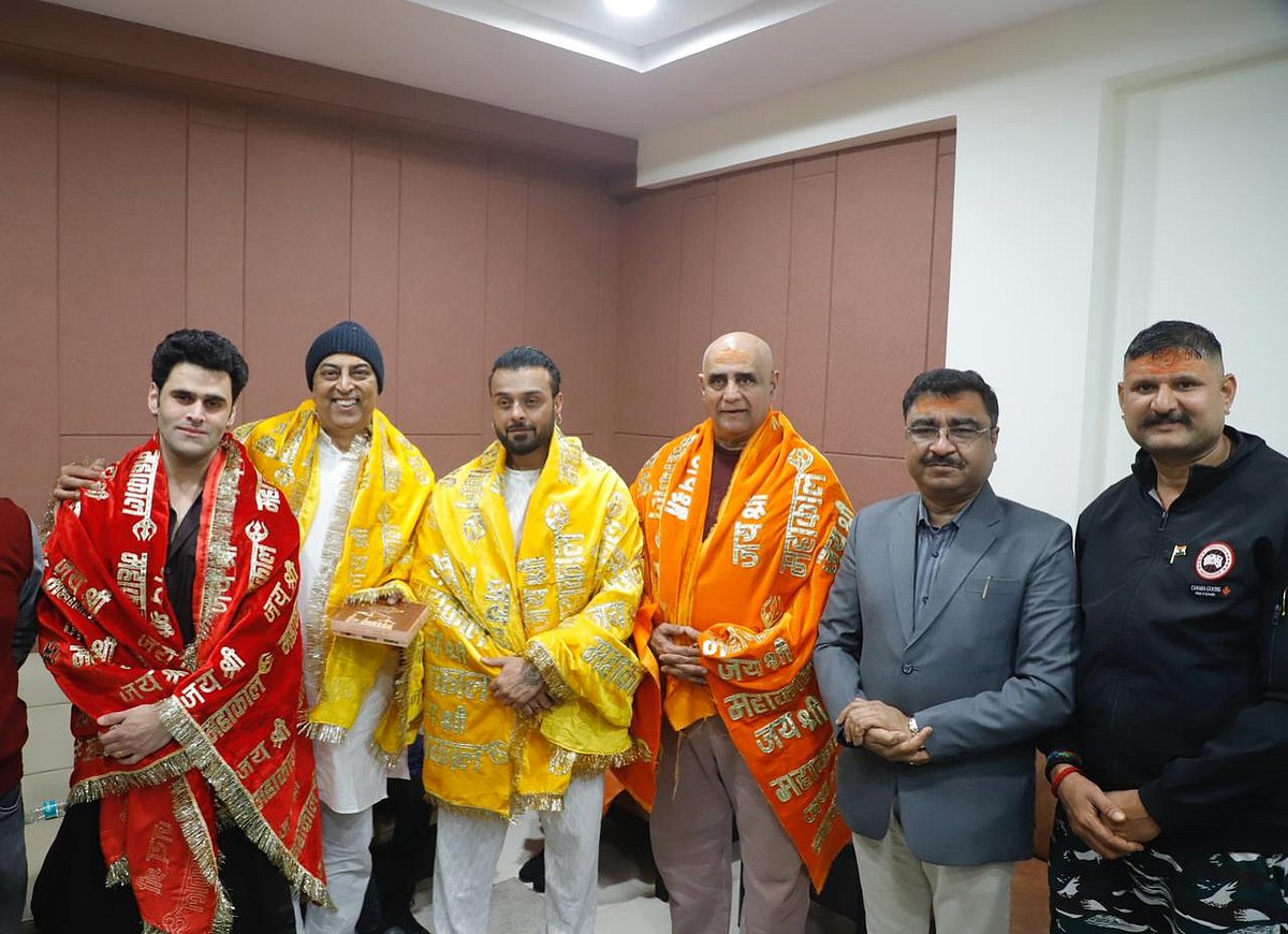 MP News: Women’s Cricket World Cup Winner Sneha Rana, Actors Bindu Dara ...