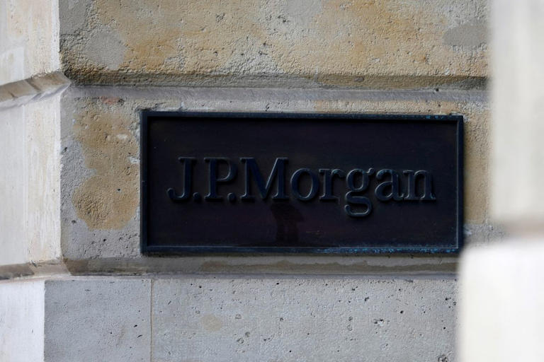 PH workforce hit as J.P. Morgan shuts analytics software provider Aumni