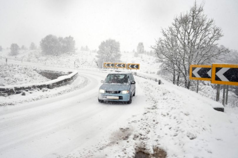 UK faces 4cm snow within hours with 12 counties in England seeing it settle