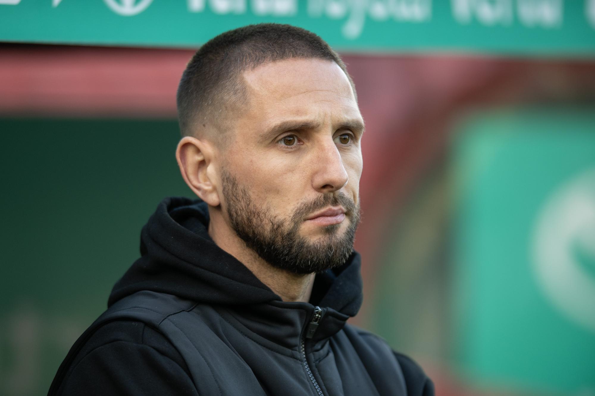 Port Vale v Barnsley FC: Conor Hourihane calls for intensity in EFL ...
