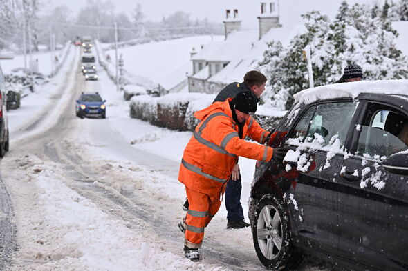 UK snow maps show 3-inch wall of snow to hit Britain as temperatures ...