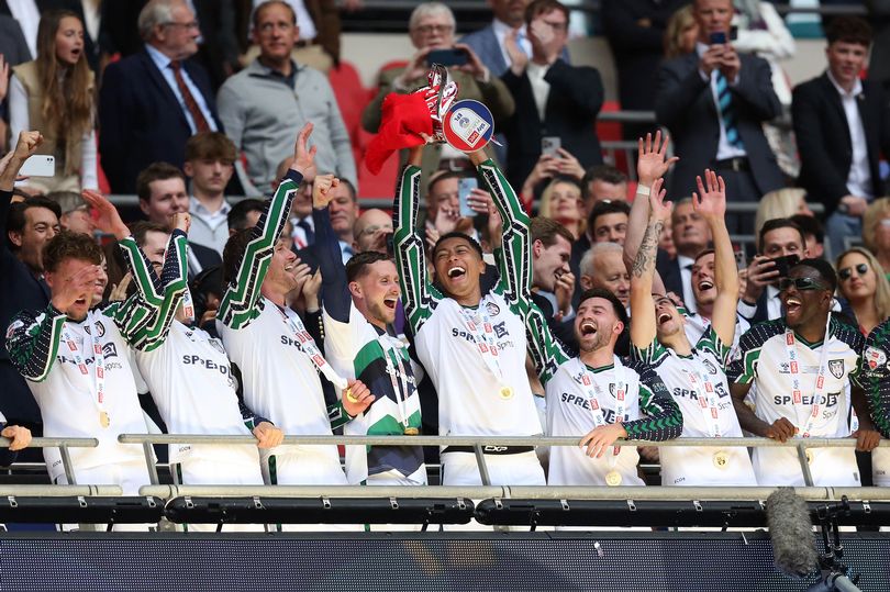 Patrick Roberts reveals transfer factors, what Jobe Bellingham did and ...