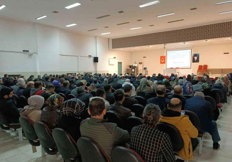 Elazığ’da öğretmenlere diyabet eğitimi