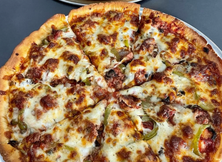 5 Best Deep Dishes Chicagoans Approve Of