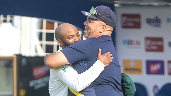 Temba Bavuma sidesteps uproar over Shukri Conrad’s controversial ...