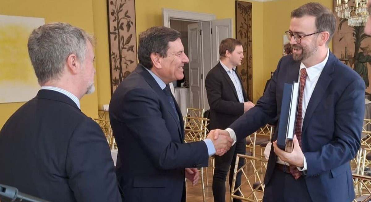 Castilla y León explora en Munich inversiones en la región por valor de 350 millones y la ...