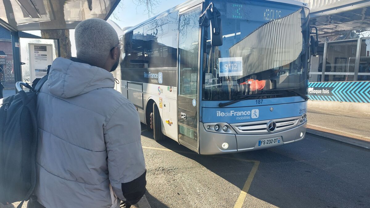 Des cars express vers l’aéroport de Roissy Charles-de-Gaulle depuis les ...