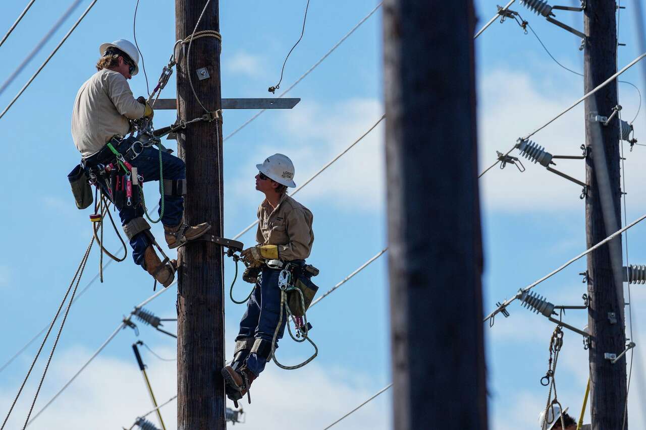 CenterPoint power outage affects 30,000 in Houston area after upgrade ...