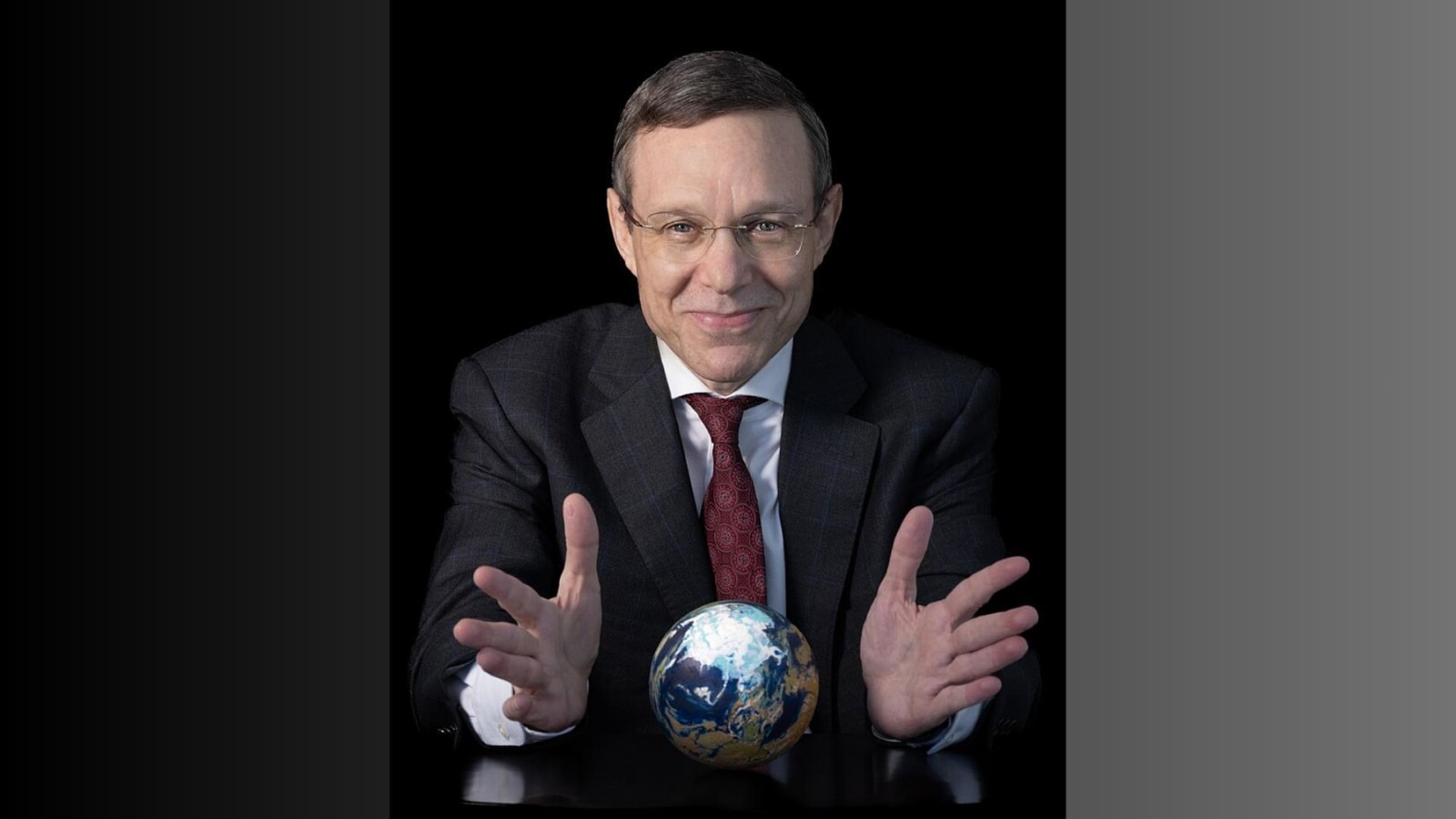 3I/ATLAS Still Has A High 'Loeb-Scale' Rating Of 4—What Does That Mean?