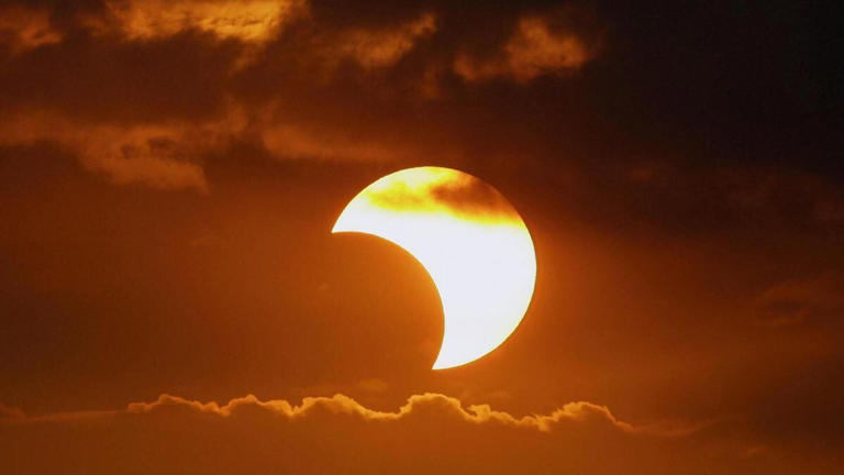 Se acerca el eclipse más largo del siglo: el día se convertirá en noche ...