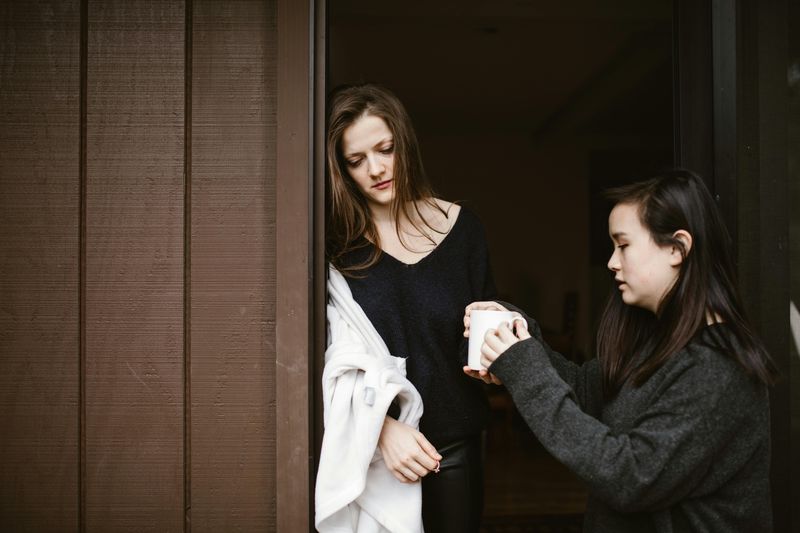 12 Traits That Make Women Irresistibly Unforgettable