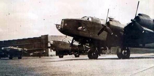 Plans to turn WW2 RAF accommodation into 'contemporary' home