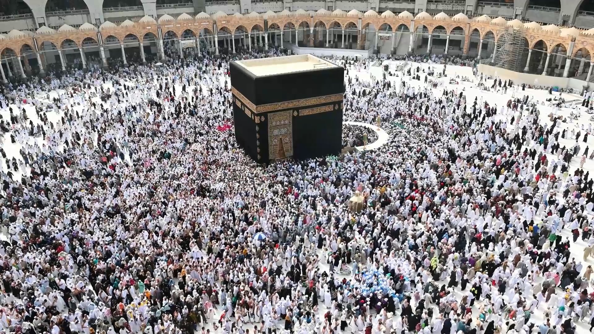 Mecca from Above: Serene Aerial Views of Sacred Masjid al-Haram - Worldwide