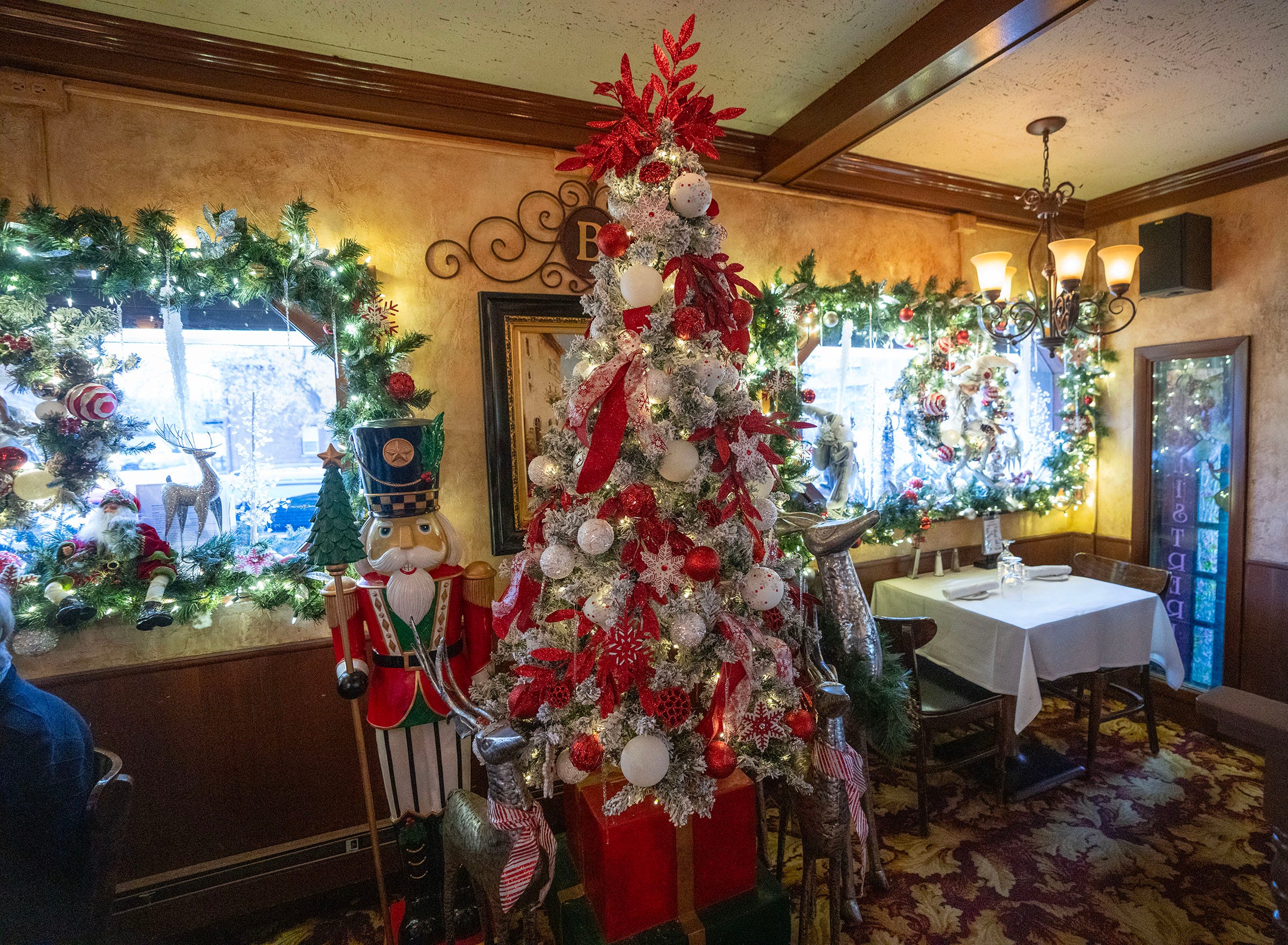 When do you put up and take down your Christmas tree? Vote in our poll