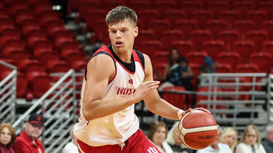 Indiana Basketball Freshman Guard 'Closer and Closer' to Return from Injury