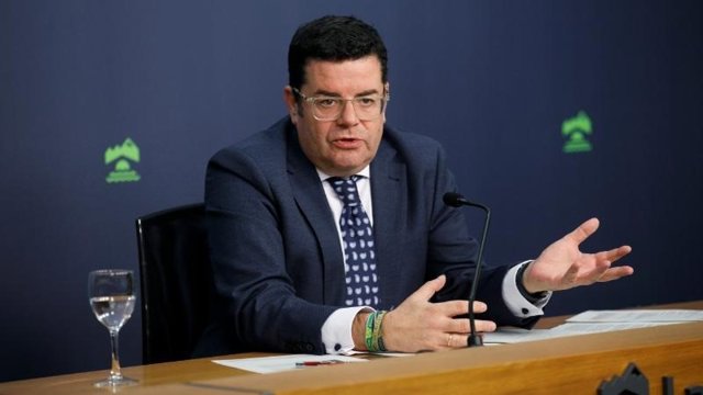 La Rioja efectuará incremento salarial funcionarios este mes pero pide ...