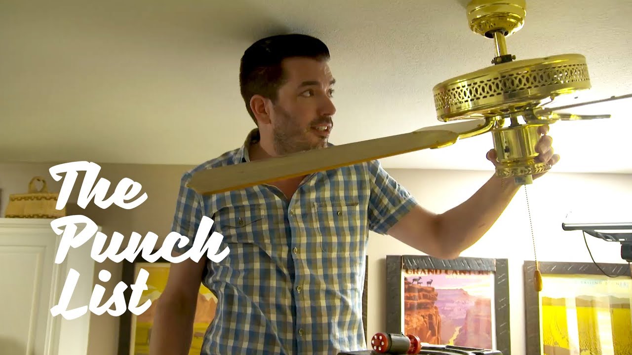 How to replace a broken ceiling fan without breaking a sweat