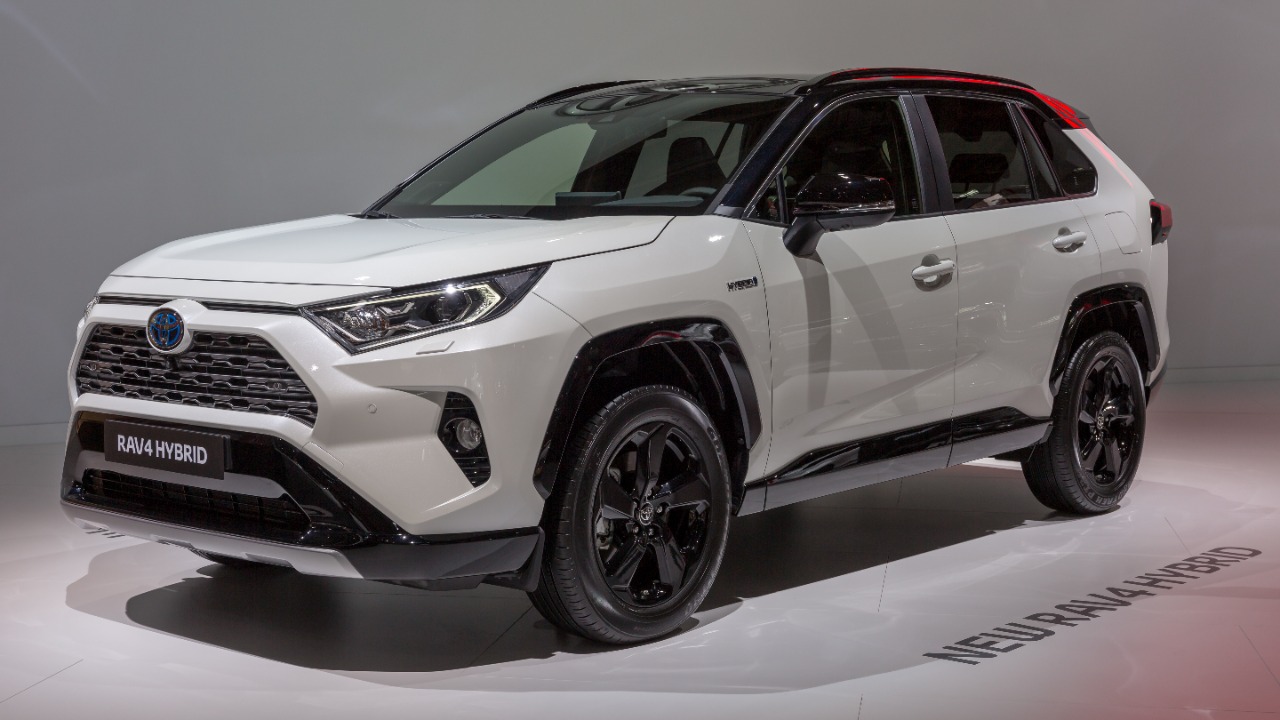 3 cars set to tank in 2026 and 3 smarter buys instead
