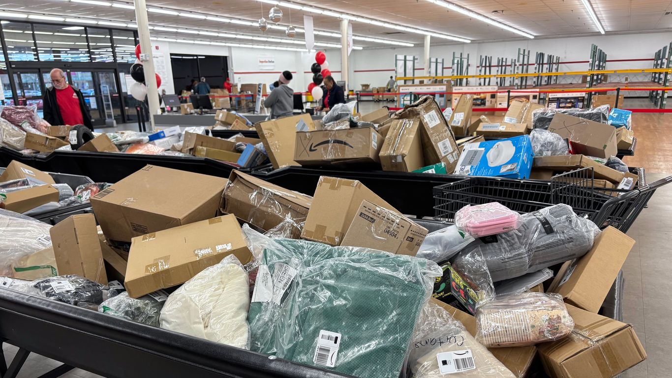 Columbus bin stores boom as shoppers chase bargains